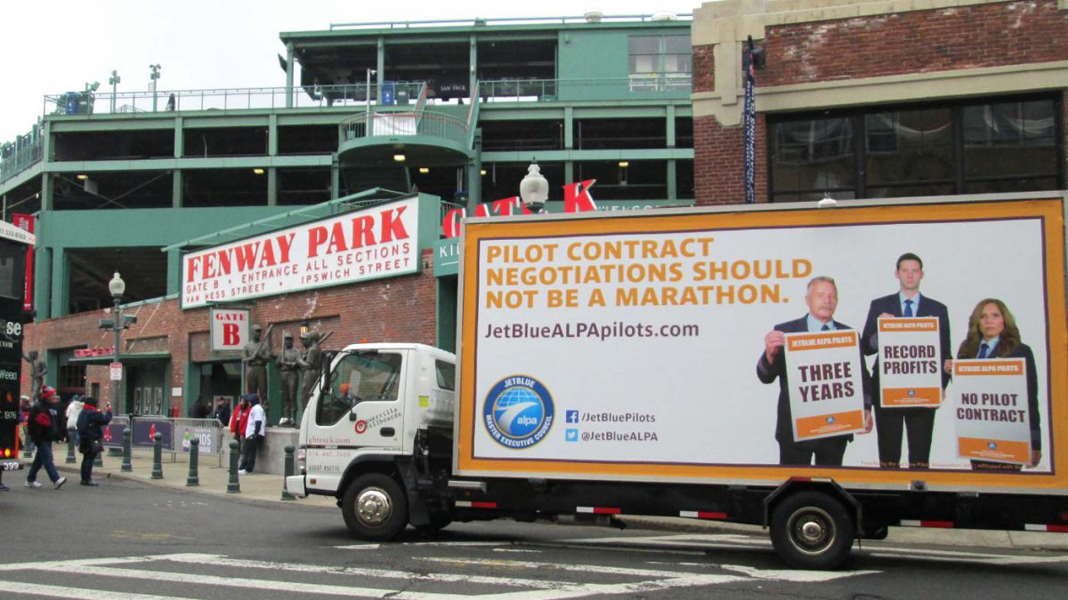 Mobile Billboards, Mobile Advertising - Guerrilla Mobile Billboards